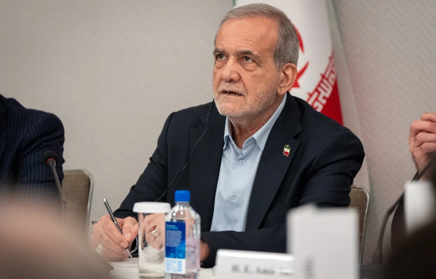 Masoud Pezeshkian: Irani kërkon shmangien e konfliktit të armatosur ...